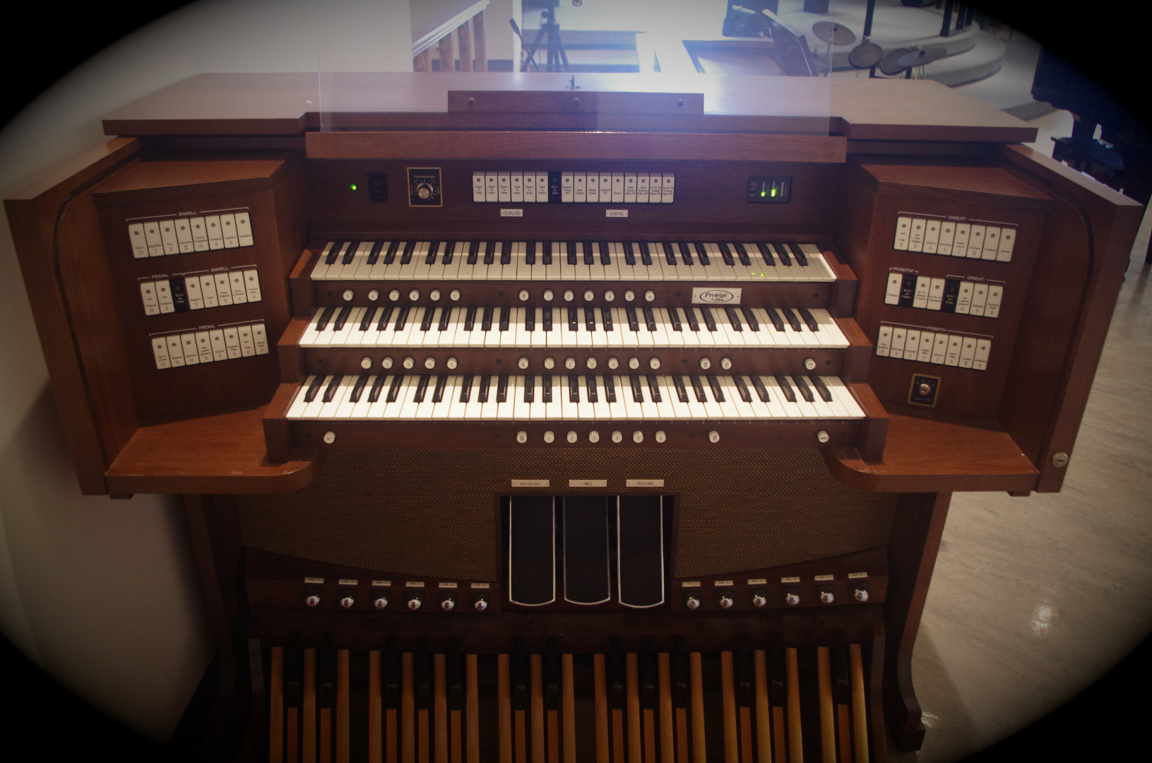 The Organ at St. David's - St. David's Anglican Church