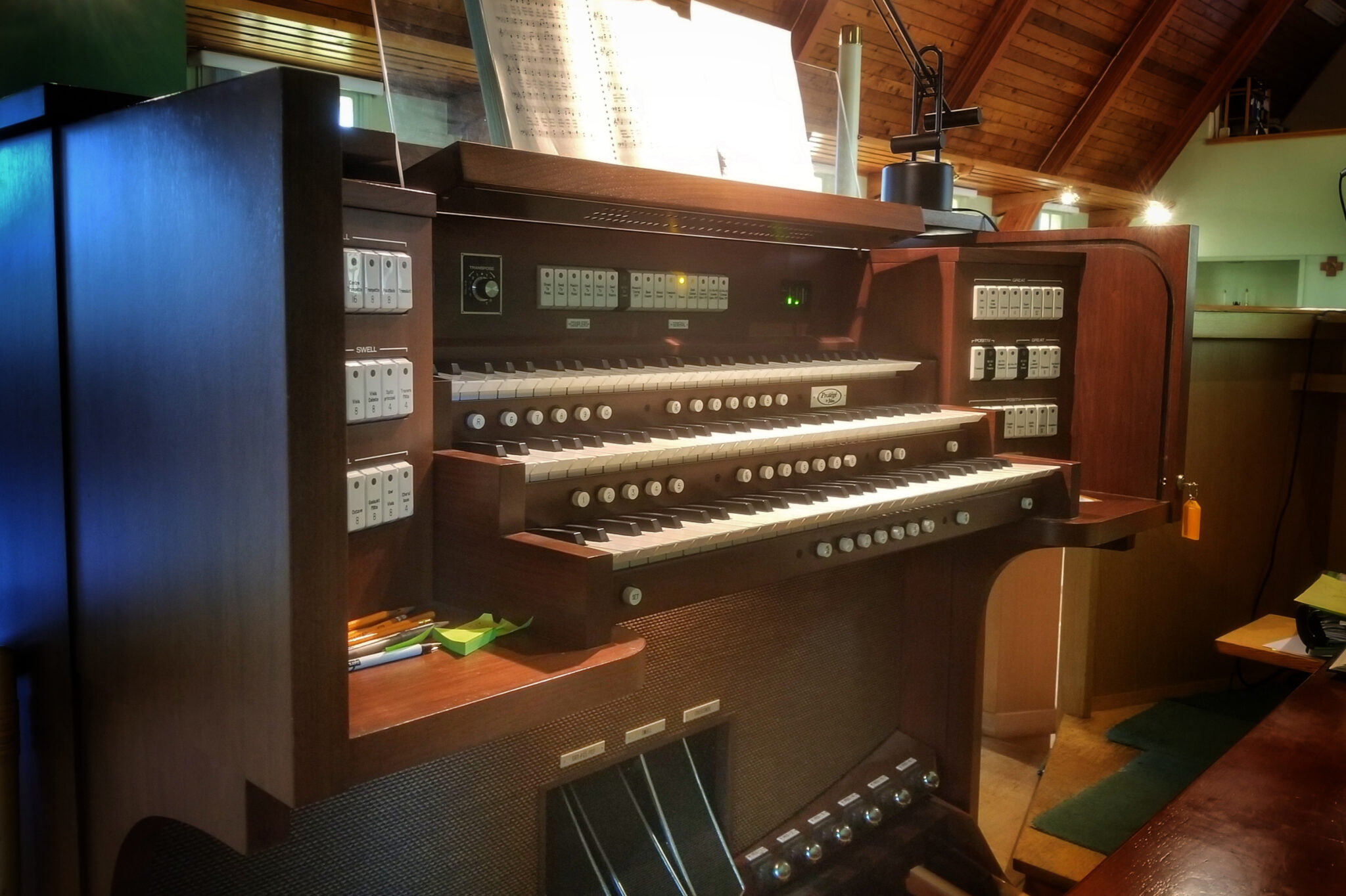 The Organ at St. David's - St. David's Anglican Church